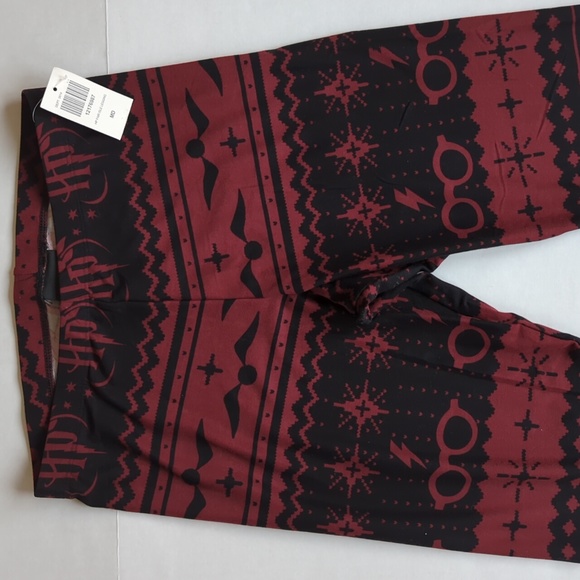Hot Topic | Pants & Jumpsuits | Nwt Harry Potter Fair Isle Legging M ...